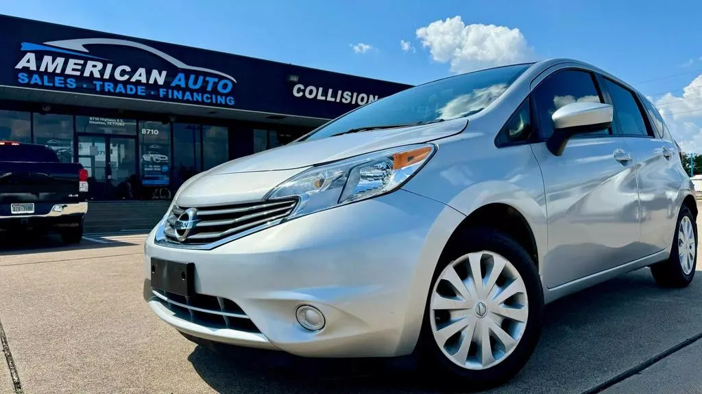 Used 2016 Nissan Versa Note SV Hatchback 4D for sale in Houston, TX at ...