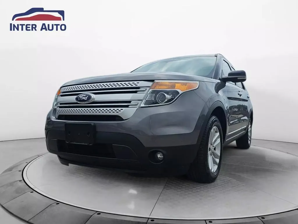 Used 2013 Ford Explorer XLT Sport Utility 4D for sale in Plainville, MA ...