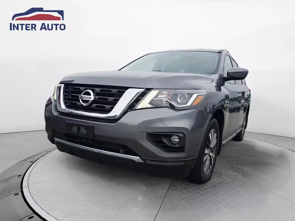 Used 2017 Nissan Pathfinder SV Sport Utility 4D for sale in Plainville ...