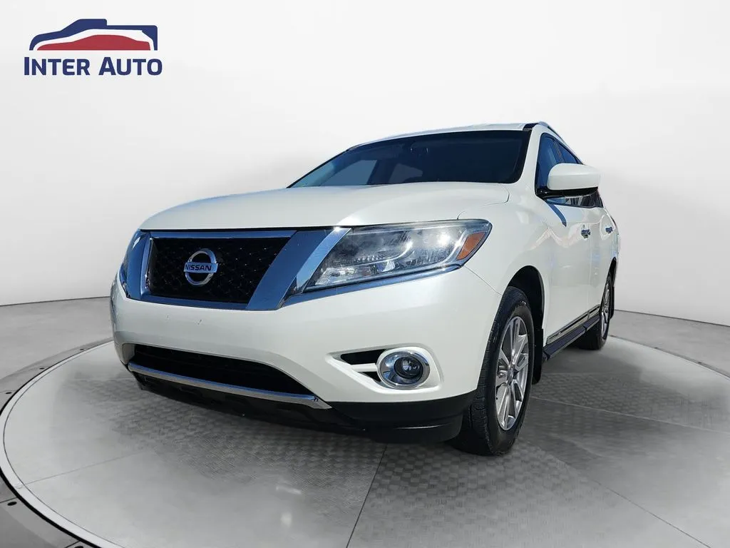 Used 2015 Nissan Pathfinder SV Sport Utility 4D for sale in Plainville ...