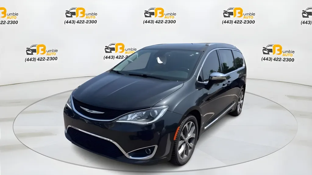 Used 2018 Chrysler Pacifica Limited Minivan 4D for sale in Elkridge, MD ...