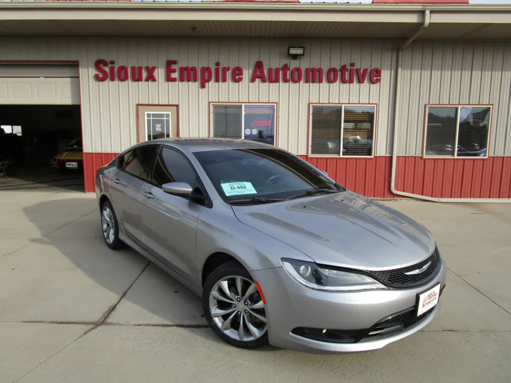 Used 2017 CHRYSLER 200 S for sale in Tea, SD at Sioux Empire Automotive ...
