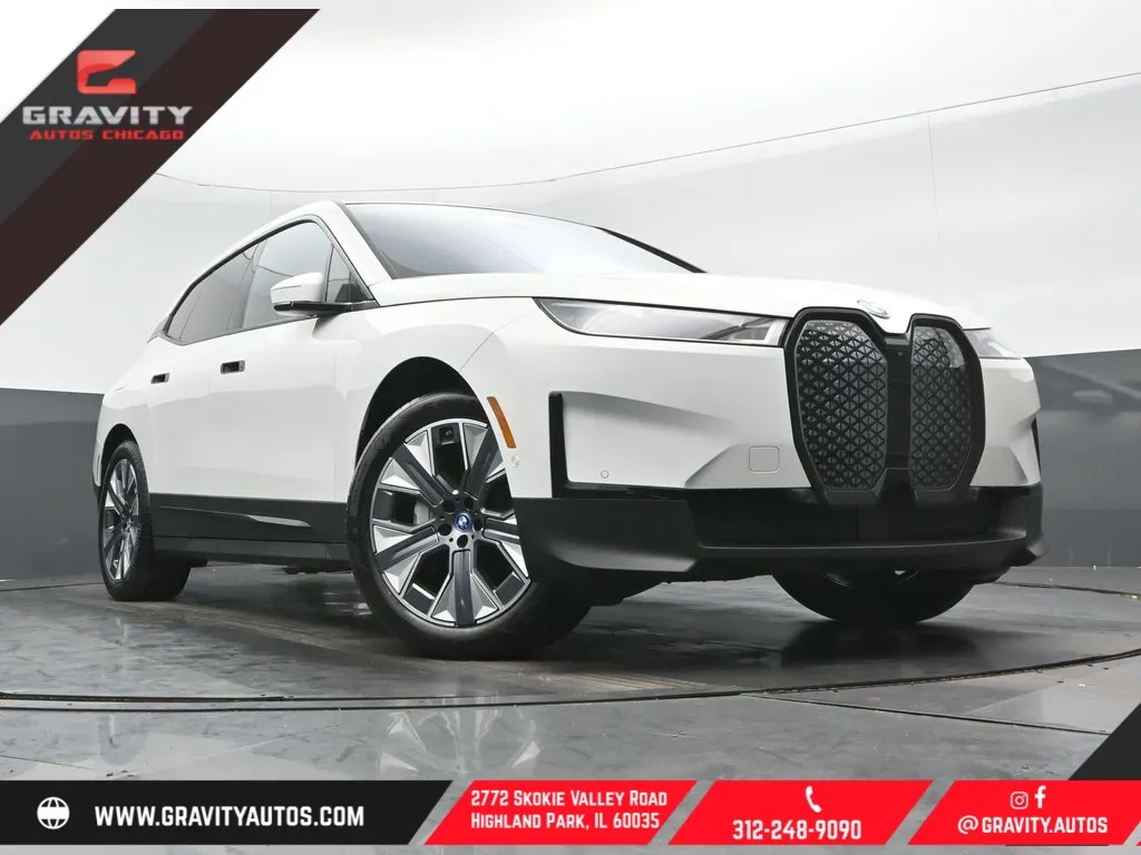Used 2023 BMW iX xDrive50 for sale in Highland Park, IL at Gravity ...