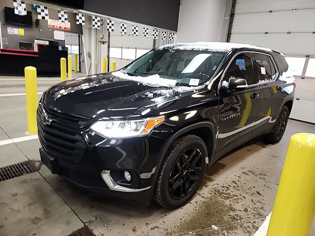 Used 2020 Chevrolet Traverse 3LT for sale in Spring Lake, MI at ...