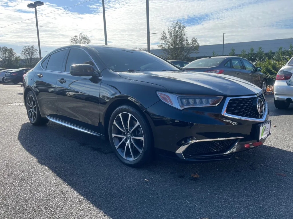 Used 2018 Acura TLX w/Technology Pkg for sale in Berlin, NJ | VIN: 19UUB2F51JA004744