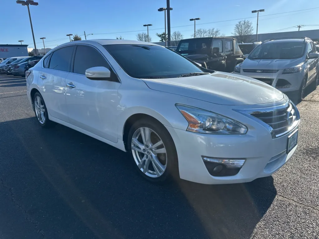 Used 2014 Nissan Altima 3.5 SL for sale in Berlin, NJ at Bridge Auto ...