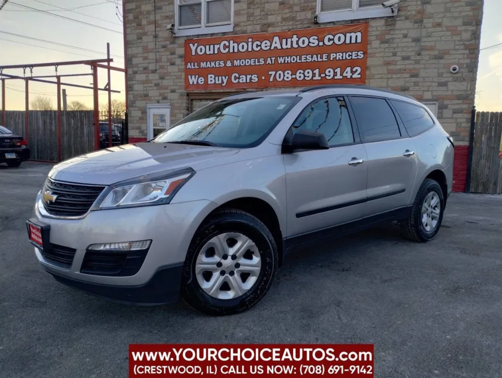 Used 2016 Chevrolet Traverse LS for sale in Crestwood, IL at Your ...
