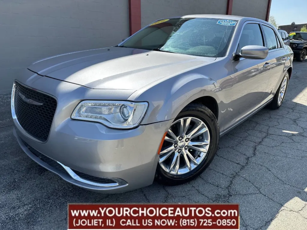 Used 2016 Chrysler 300 Limited for sale in Joliet, IL | VIN ...