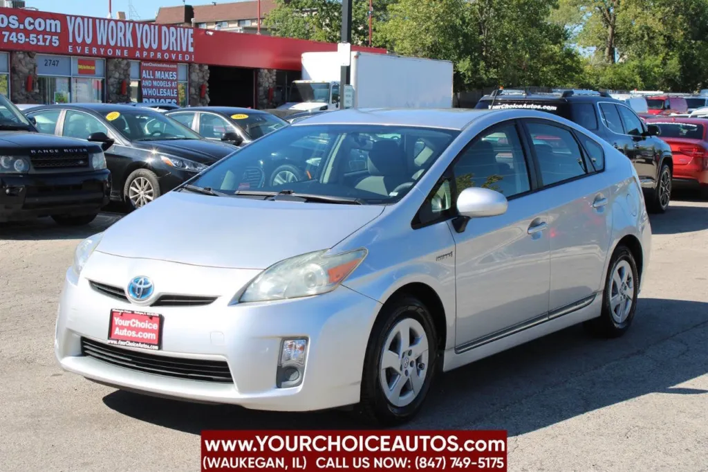 Used 2011 Toyota Prius Three 4dr Hatchback for sale in Waukegan, IL at ...