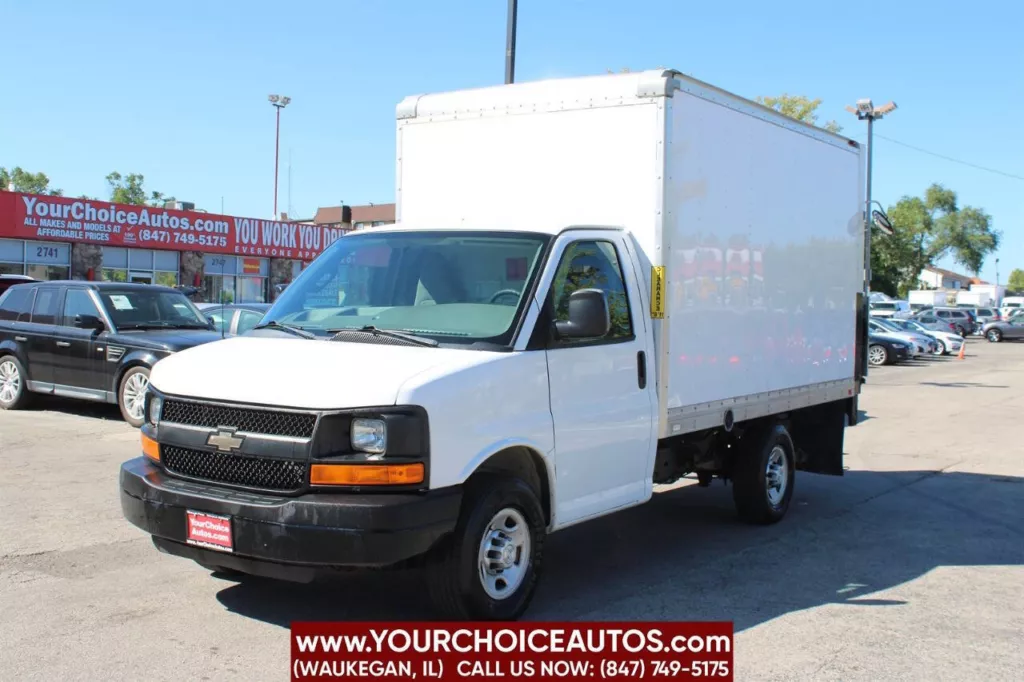 Used 2016 Chevrolet Express Commercial Cutaway 3500 2dr 139 in. WB ...
