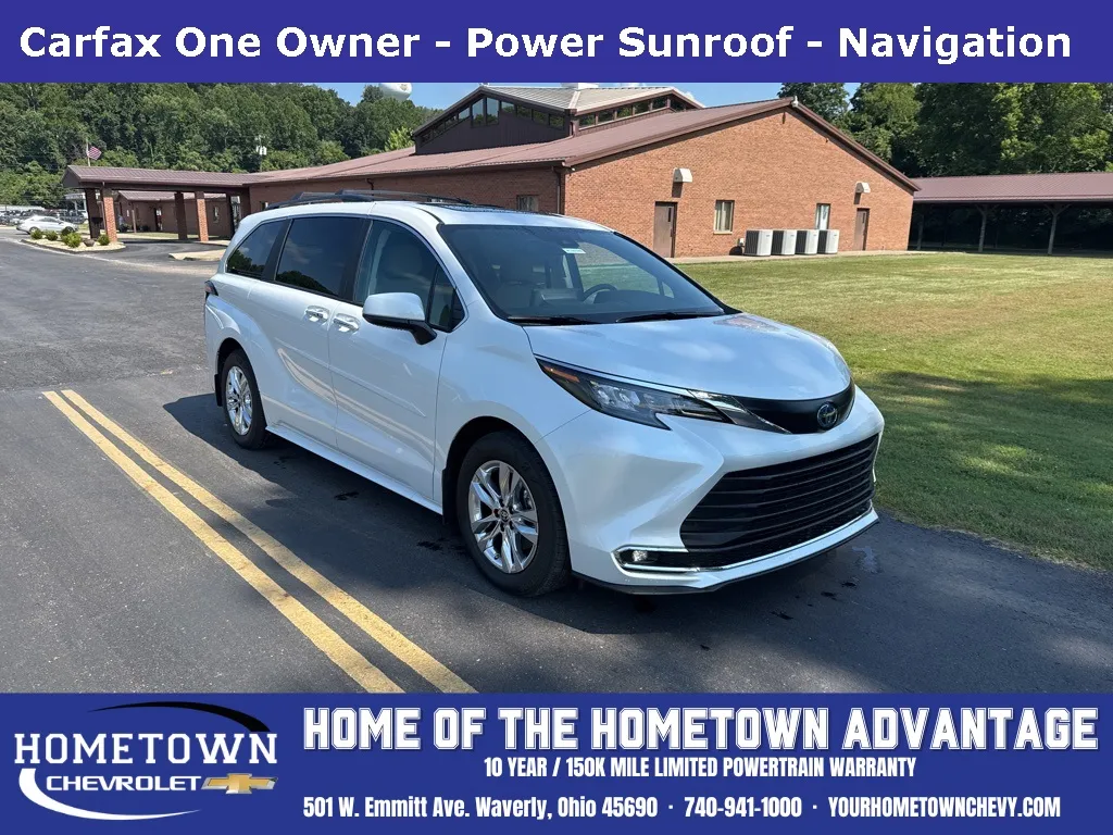 Used 2024 Toyota Sienna XLE for sale in Waverly, OH at Hometown ...