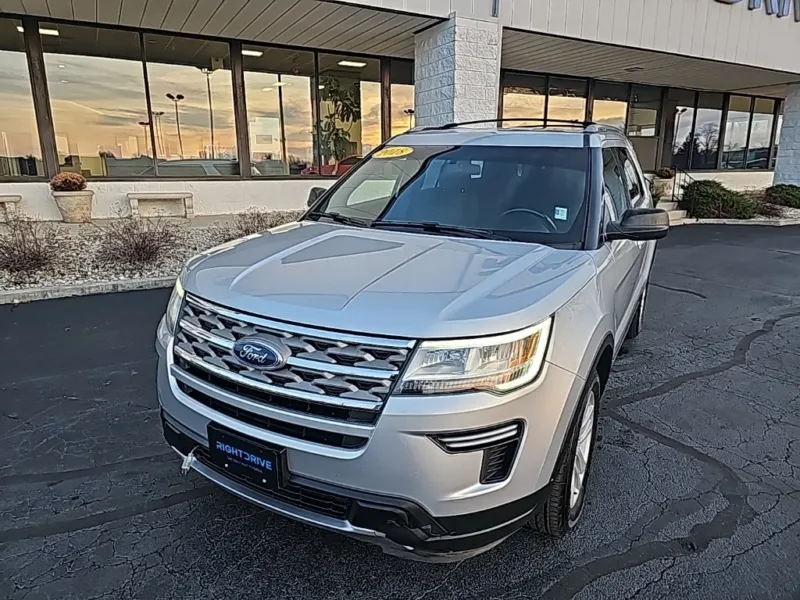 Used 2018 Ford Explorer XLT for sale in Muncie, IN | VIN: 1FM5K8D82JGA56833