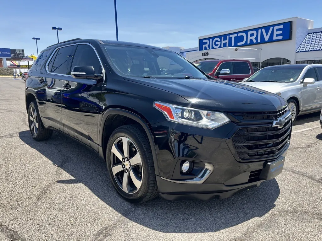 Used 2020 Chevrolet Traverse 3LT for sale in El Paso, TX at RightDrive ...