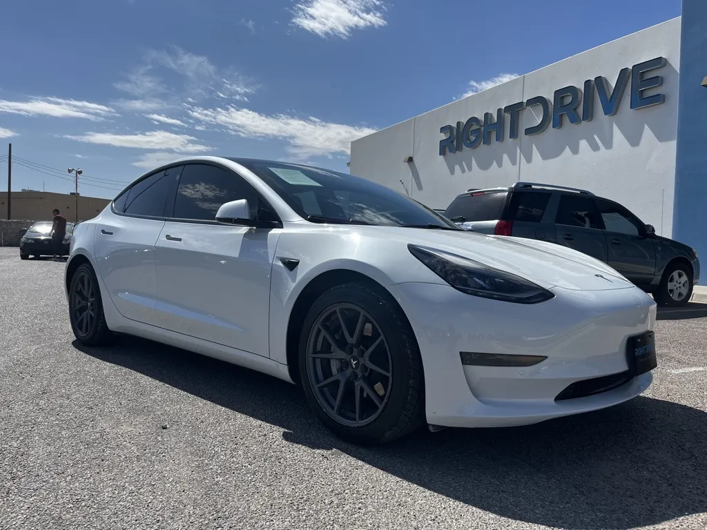 Used 2021 Tesla Model 3 Standard Range Plus for sale in El Paso, TX at ...