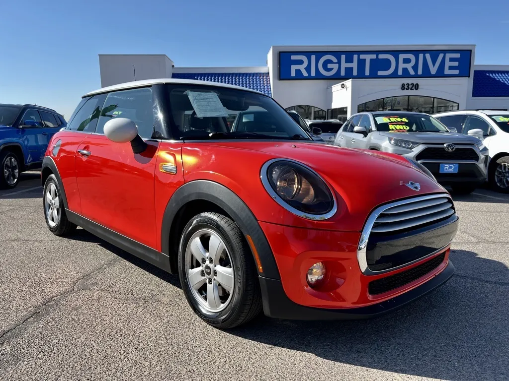 Used 2014 MINI Cooper Base for sale in El Paso, TX | VIN: WMWXM5C53ET933336