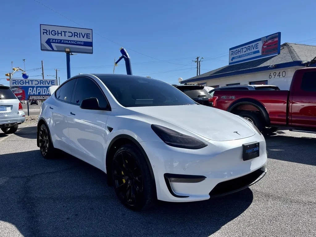 Tesla 4x4 2021 store