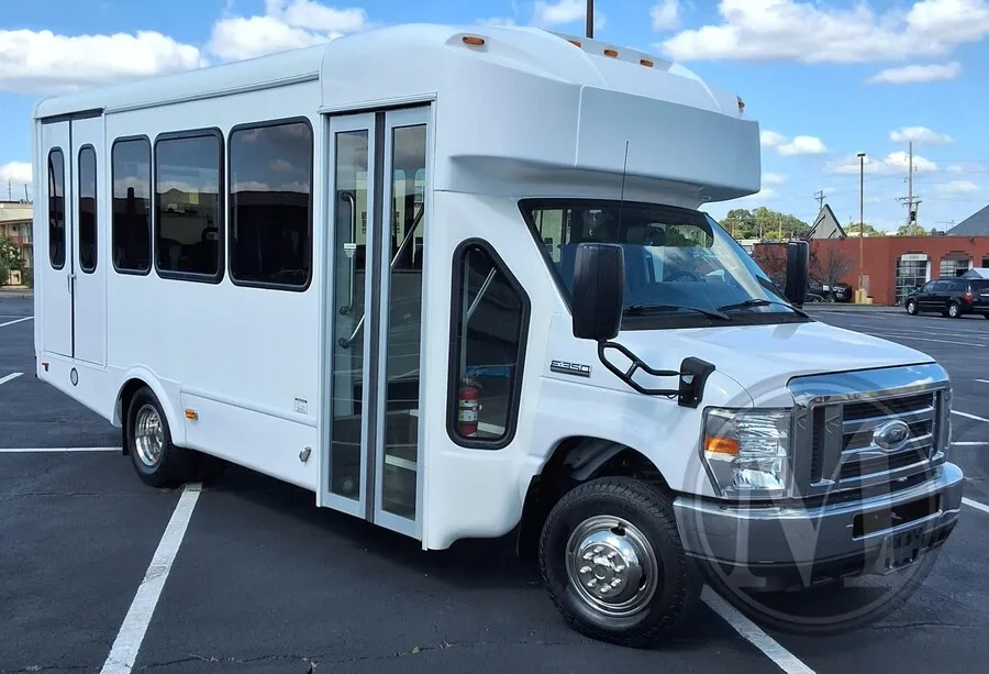 Used 2019 GLAVAL UNIVERSAL for sale in Belton, MO | VIN: 1FDEE3FS1KDC43793
