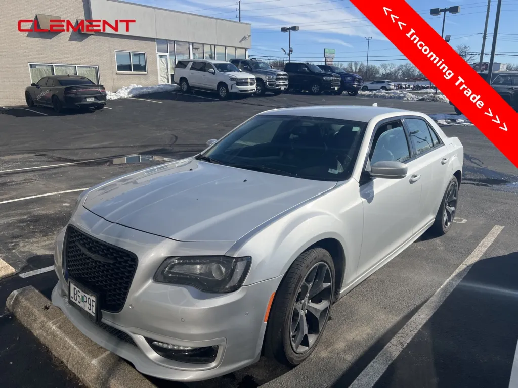 Used 2022 Chrysler 300 Touring for sale in Florissant, MO | VIN ...
