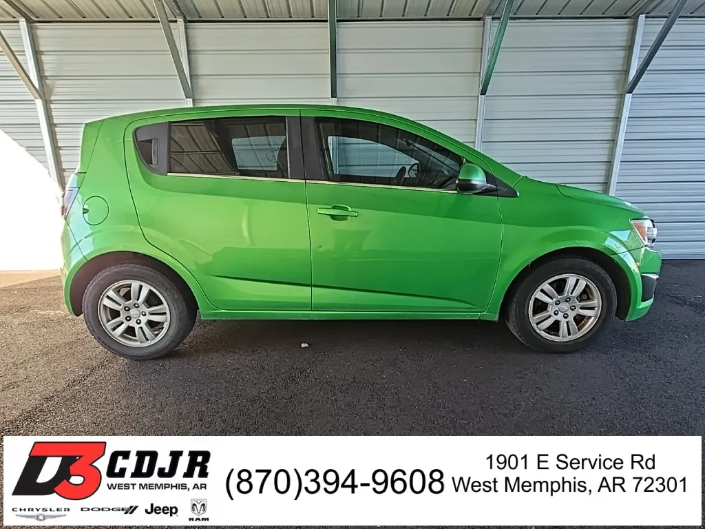 2015 Chevy Sonic Sedan 2015 Chevrolet Sonic LTZ Auto 5 Door
