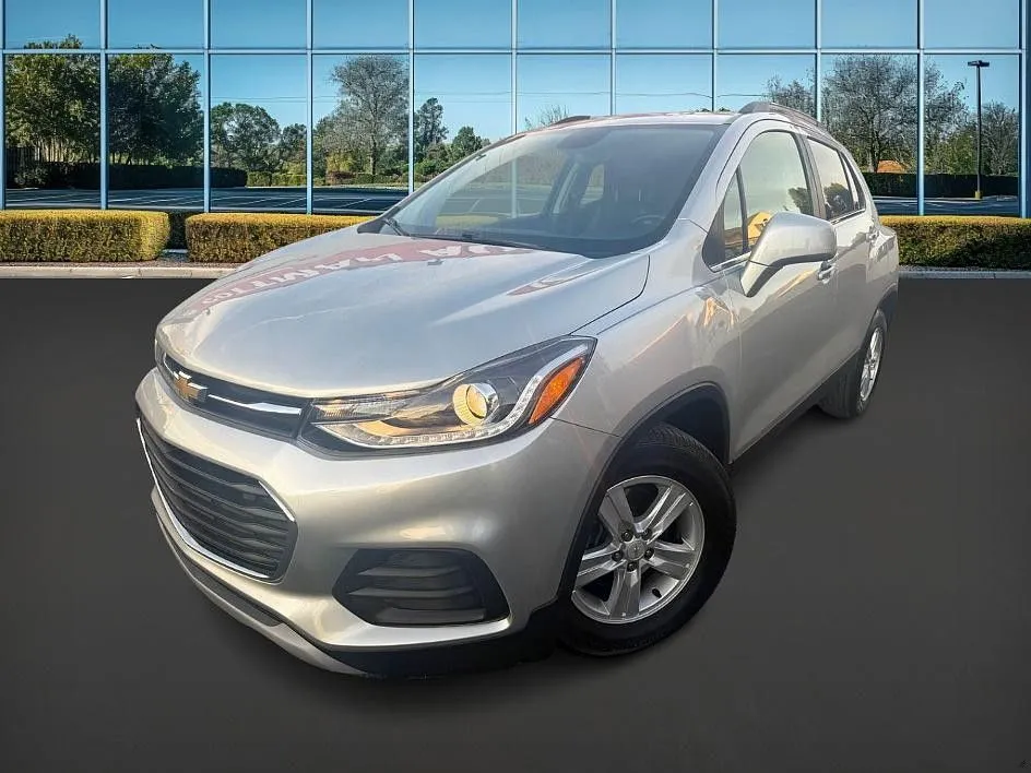 Used 2020 Chevrolet Trax LT for sale in Philadelphia, PA at Cottman ...