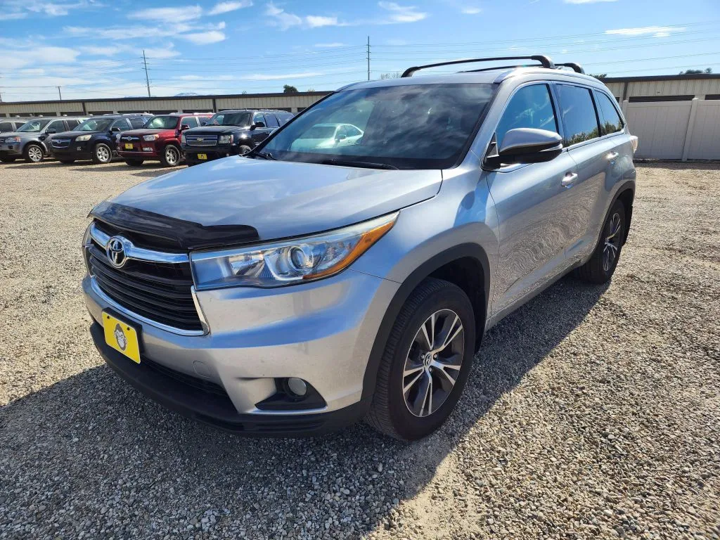 Used 2016 Toyota Highlander XLE Sport Utility 4D for sale in Boise, ID ...