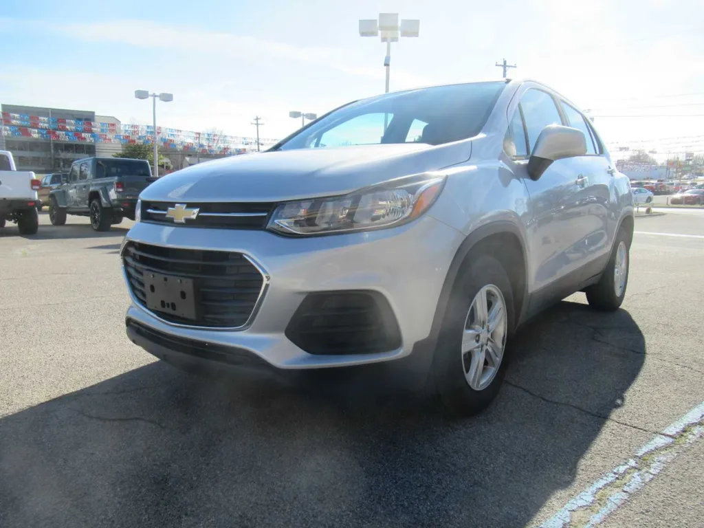 Used 2019 Chevrolet Trax LS for sale in Jefferson City, TN at Farris ...