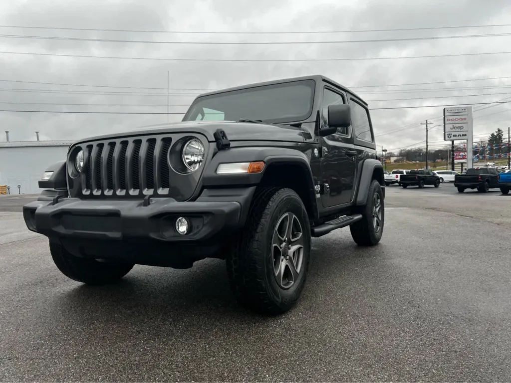 Used 2019 Jeep Wrangler Sport S for sale in Morristown, TN at Farris ...