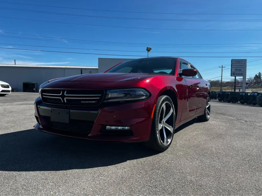 Used 2017 Dodge Charger SXT for sale in Morristown, TN at Farris Motor ...