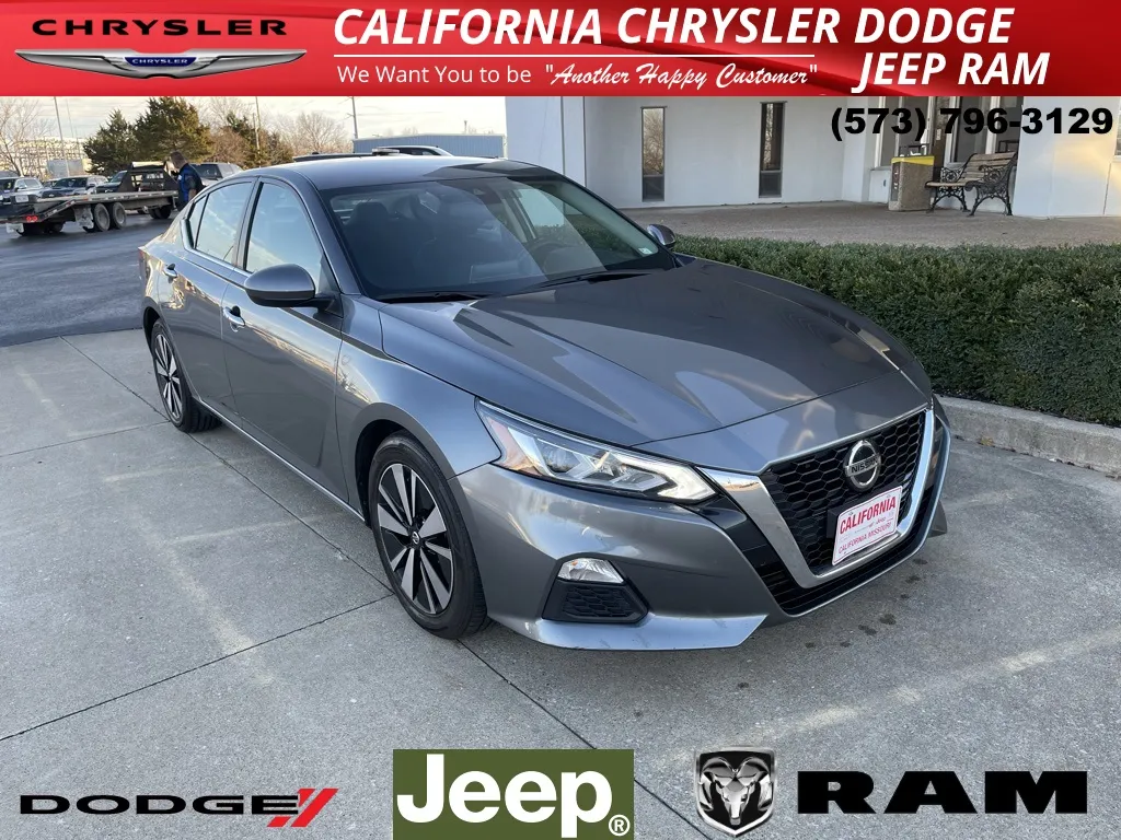 Used 2022 Nissan Altima 2.5 SV for sale in California, MO at ...
