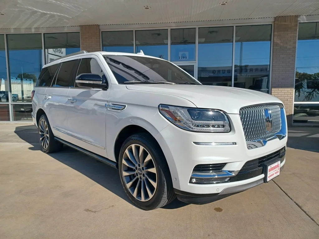 Used 2020 Lincoln Navigator Reserve for sale in Warrensburg, MO at ...