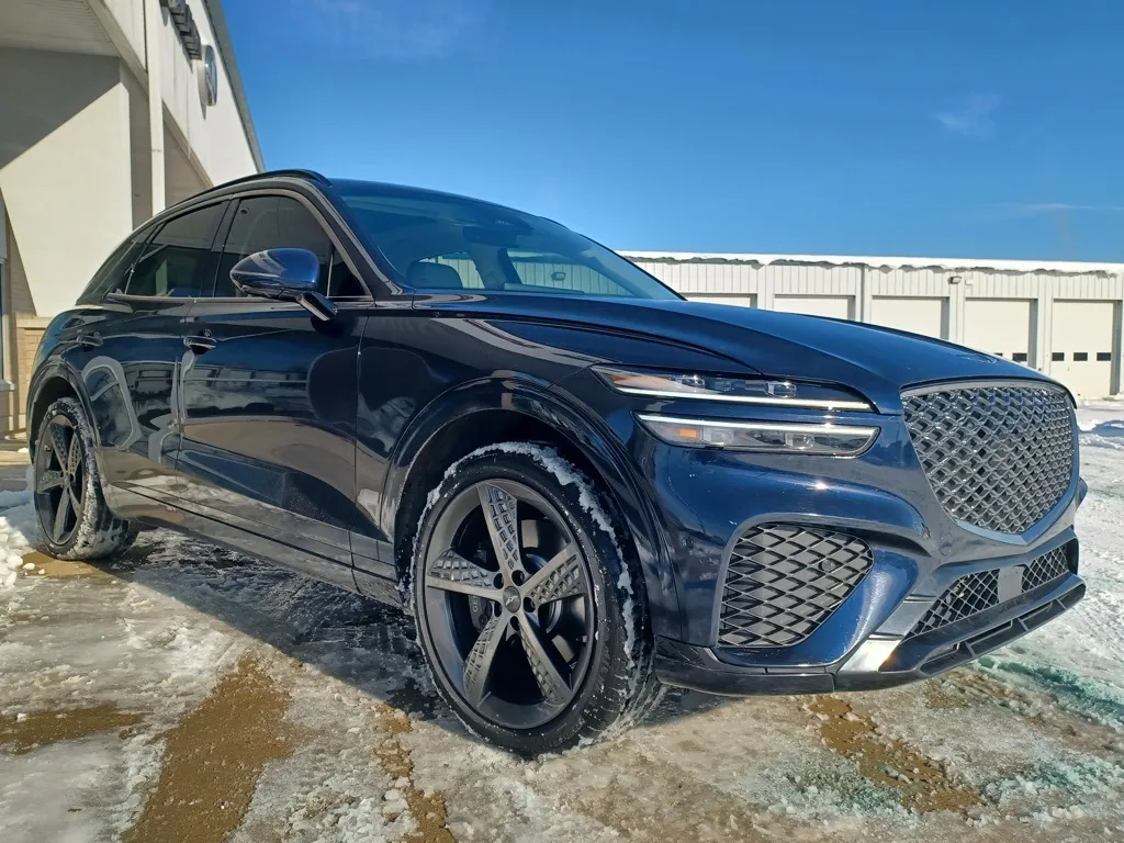 Used 2023 Genesis GV70 3.5T Sport for sale in Warrensburg, MO at ...