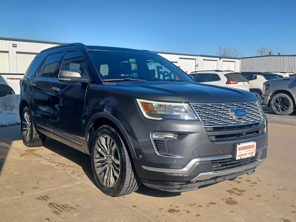 Used 2018 Ford Explorer Platinum for sale in Warrensburg, MO at ...