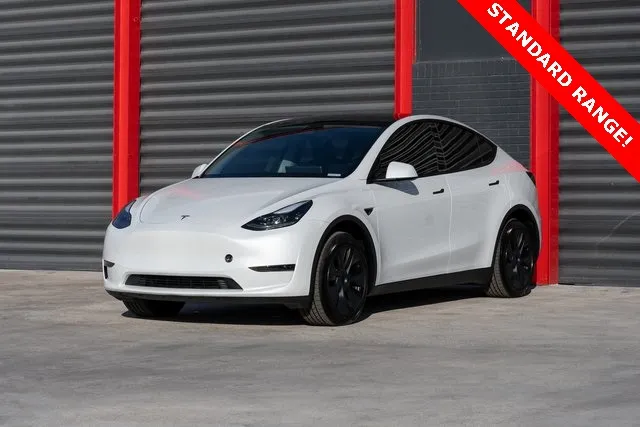 Used 2024 Tesla Model Y Standard Range for sale in Hollywood, FL at ...