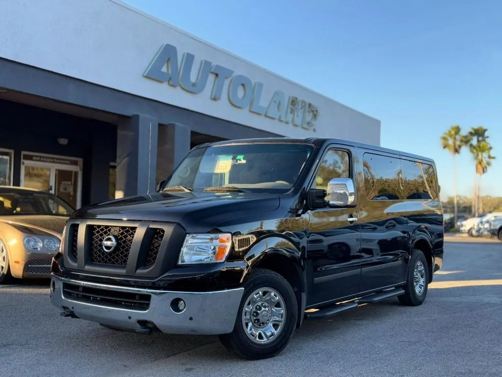 Used 2018 Nissan NV3500 HD Passenger SL Van 3D for sale in Jacksonville ...