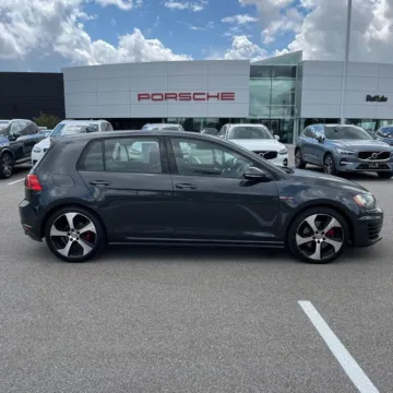 Used cars, trucks and SUVs for sale in Roselle, IL | Exclusive Autohaus