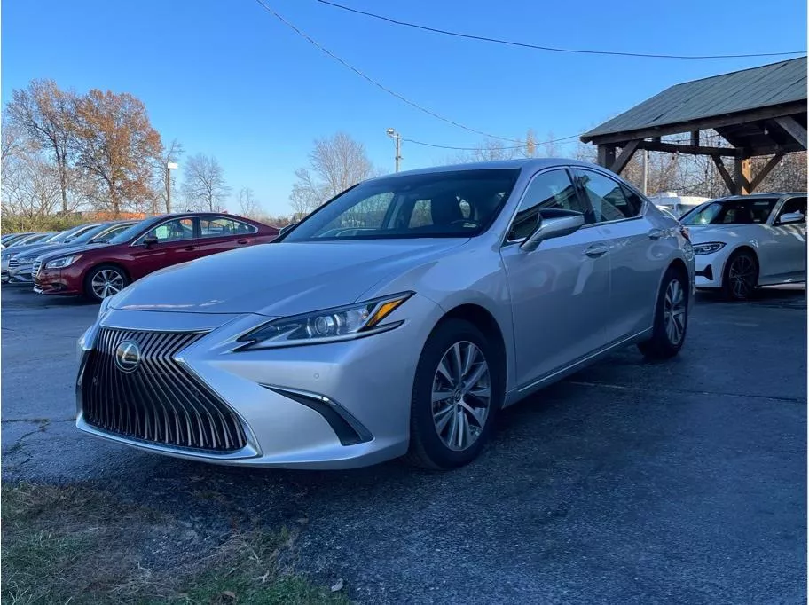 Used 2019 Lexus ES 350 Luxury Sedan 4D for sale in O’Fallon, MO at O'Fallon Motors | VIN ...