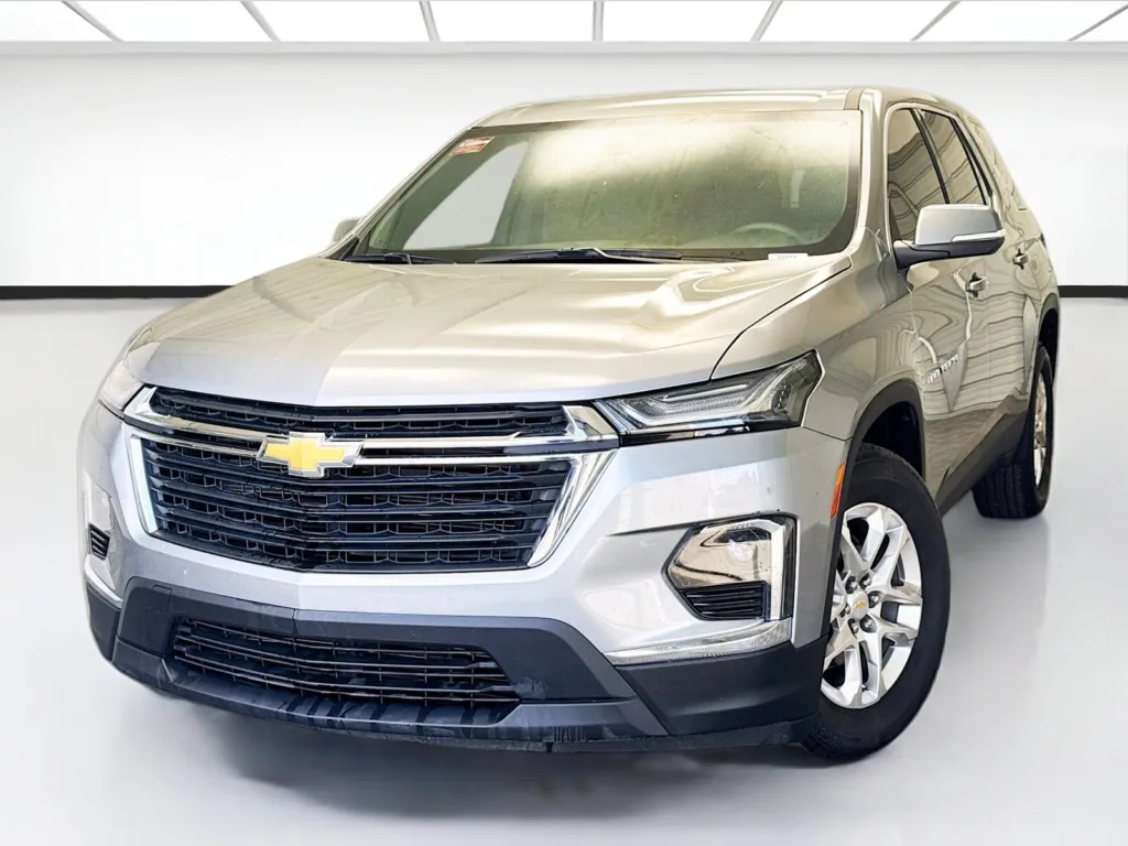 Used 2023 Chevrolet Traverse LS for sale in Montclair, CA at STG Auto ...