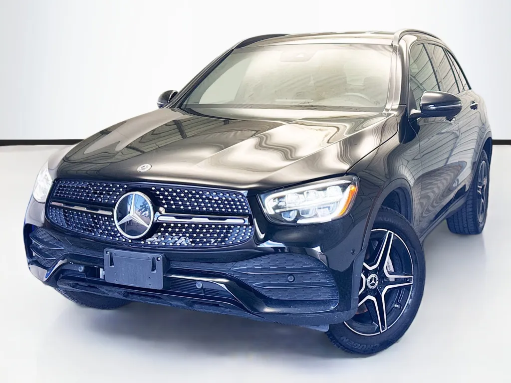Used 2022 Mercedes-Benz GLC 300 AMG LINE w/NIGHT PACKAGE for sale in ...