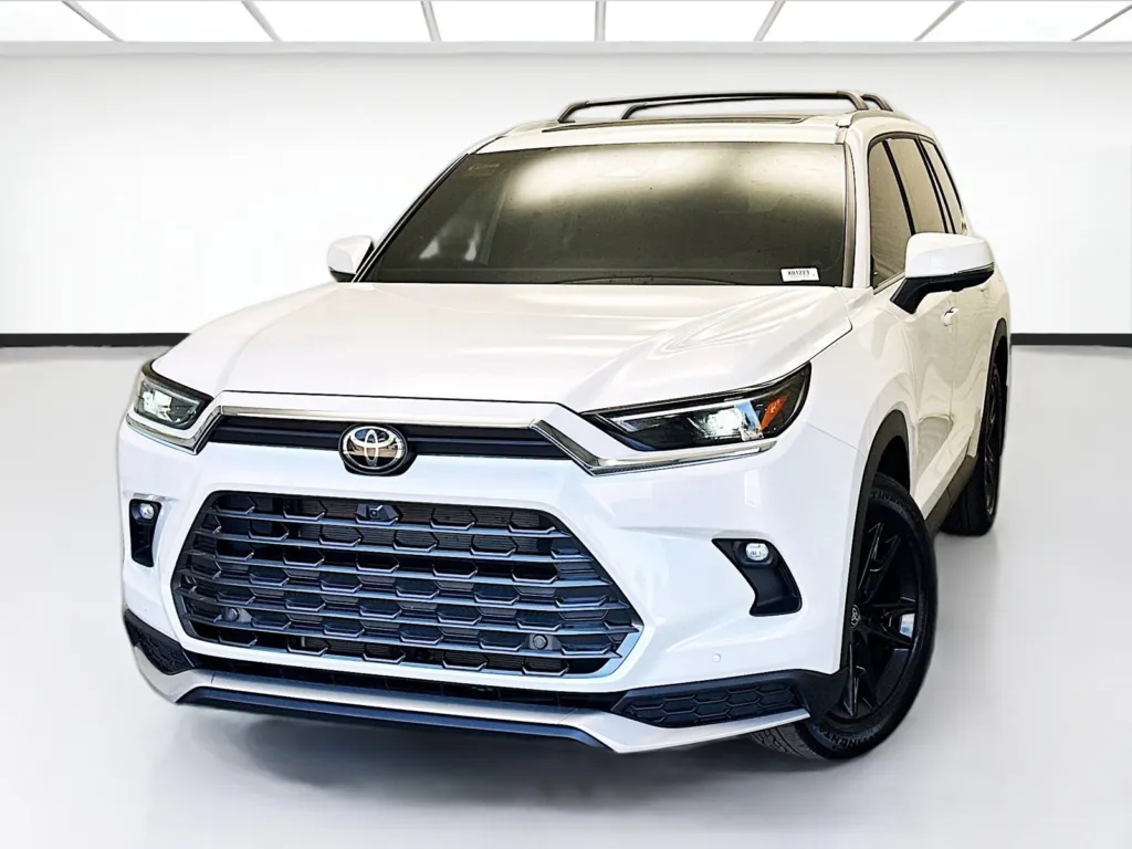 Used 2024 Toyota Grand Highlander Hybrid MAX Platinum for sale in ...