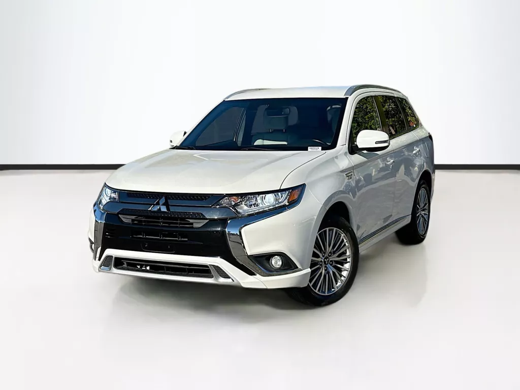 2020 mitsubishi outlander phev sel store