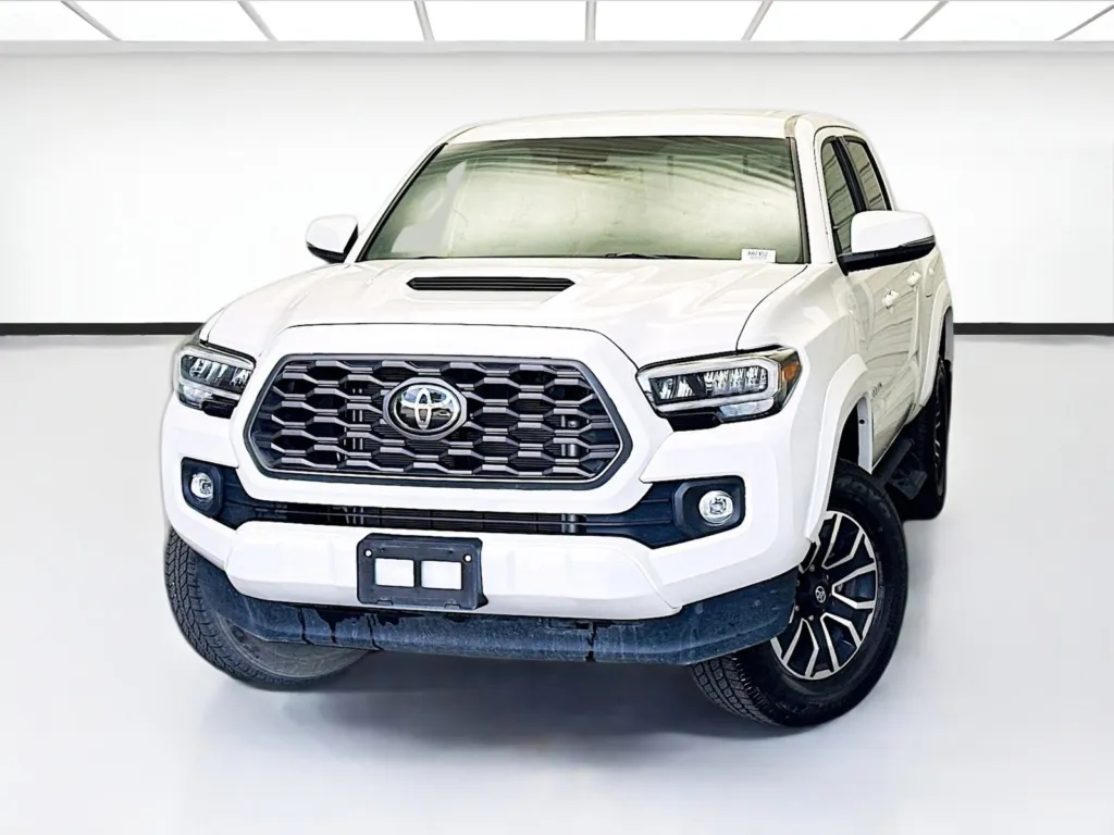 Used 2022 Toyota Tacoma TRD Off-Road V6 for sale in Bellflower, CA ...