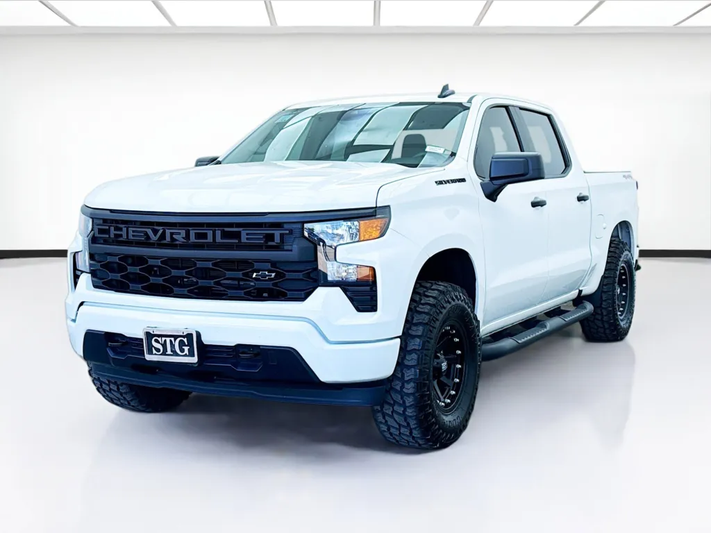 Used 2024 Chevrolet Silverado 1500 Custom for sale in Bellflower, CA at ...