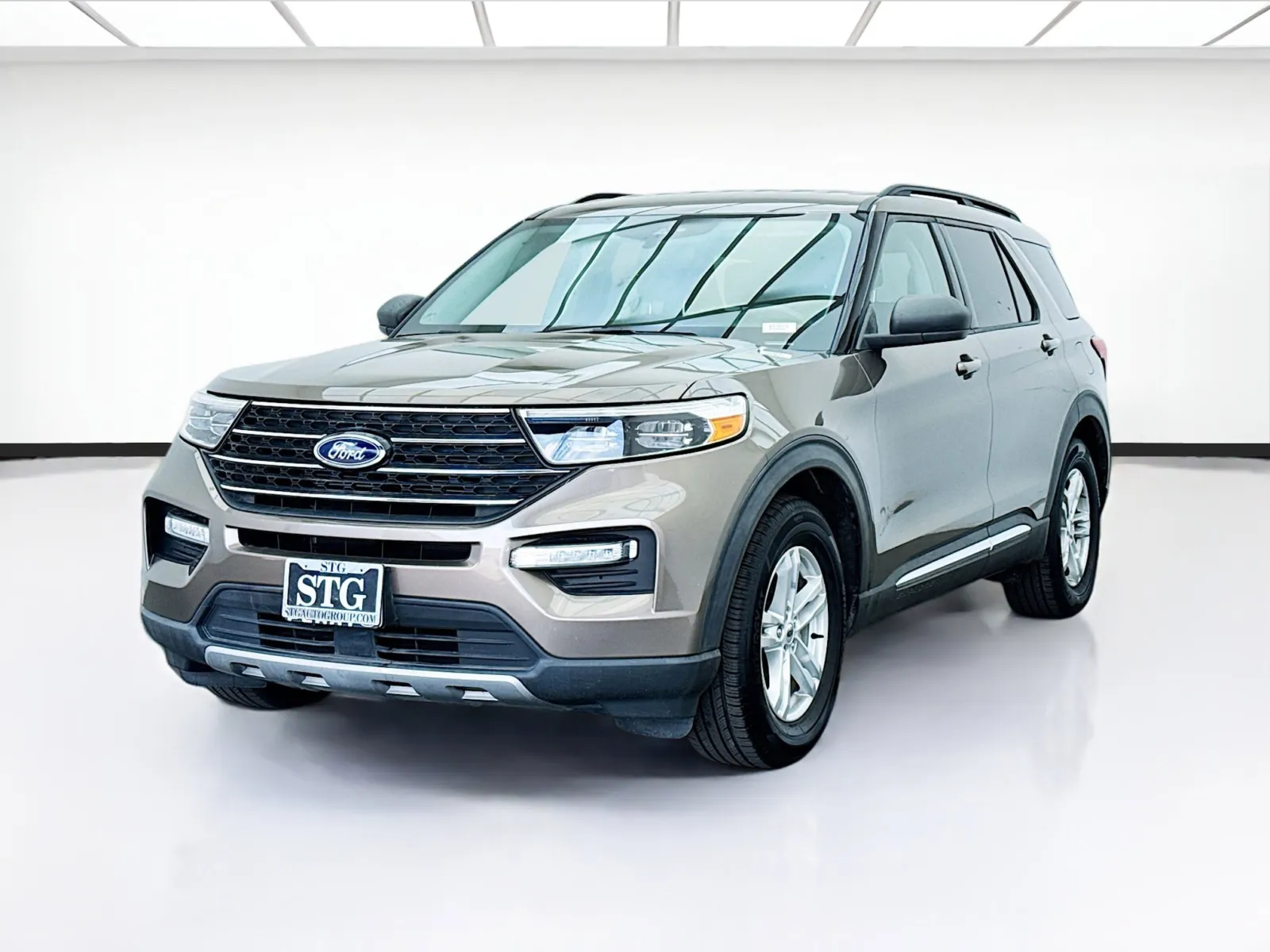 Used 2021 Ford Explorer XLT for sale in Bellflower, CA at STG Auto ...