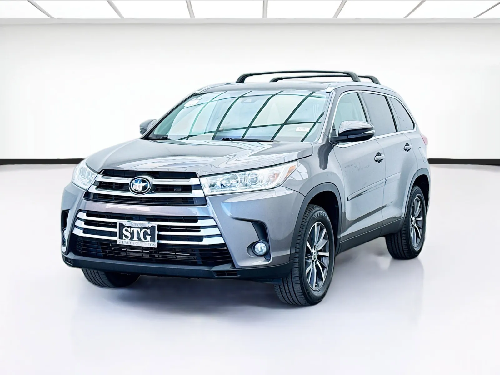 Used 2019 Toyota Highlander XLE for sale in Bellflower, CA at STG Auto ...