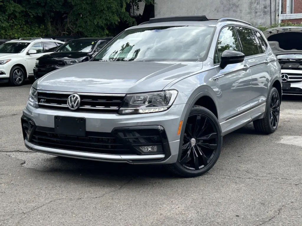 Used 2021 Volkswagen Tiguan SE R-Line Black for sale in Great Neck, NY ...