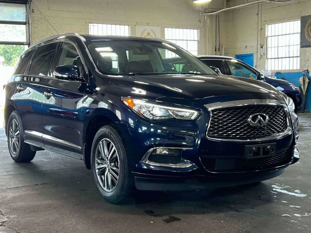 Used 2020 INFINITI QX60 LUXE for sale in Great Neck, NY at Certified ...