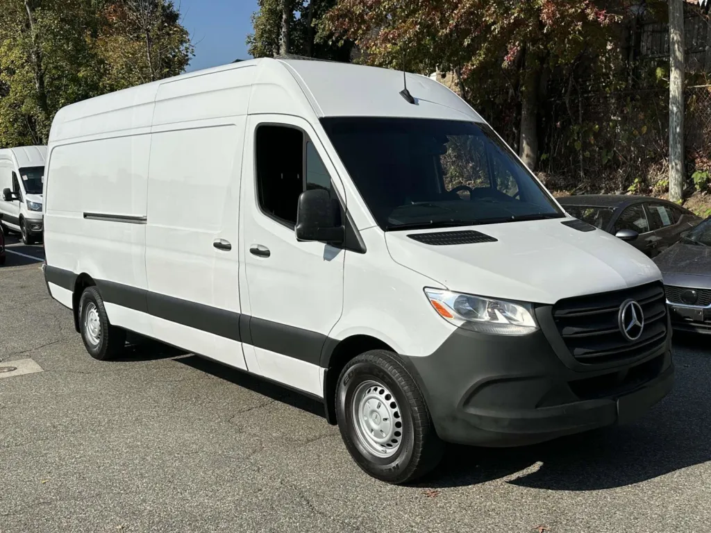 Used 2022 Mercedes-Benz Sprinter Cargo Van for sale in Great Neck, NY ...
