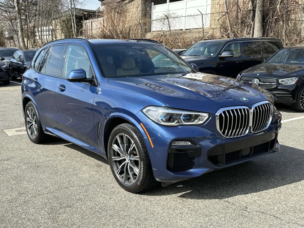 Used 2021 BMW X5 xDrive40i (M-Sport Pkg) for sale in Great Neck, NY at ...