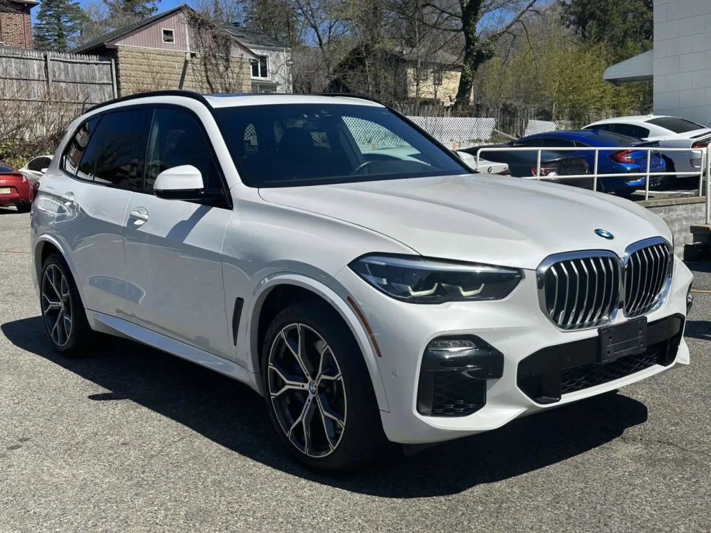 Used 2019 BMW X5 xDrive40i M-Sport for sale in Great Neck, NY at ...