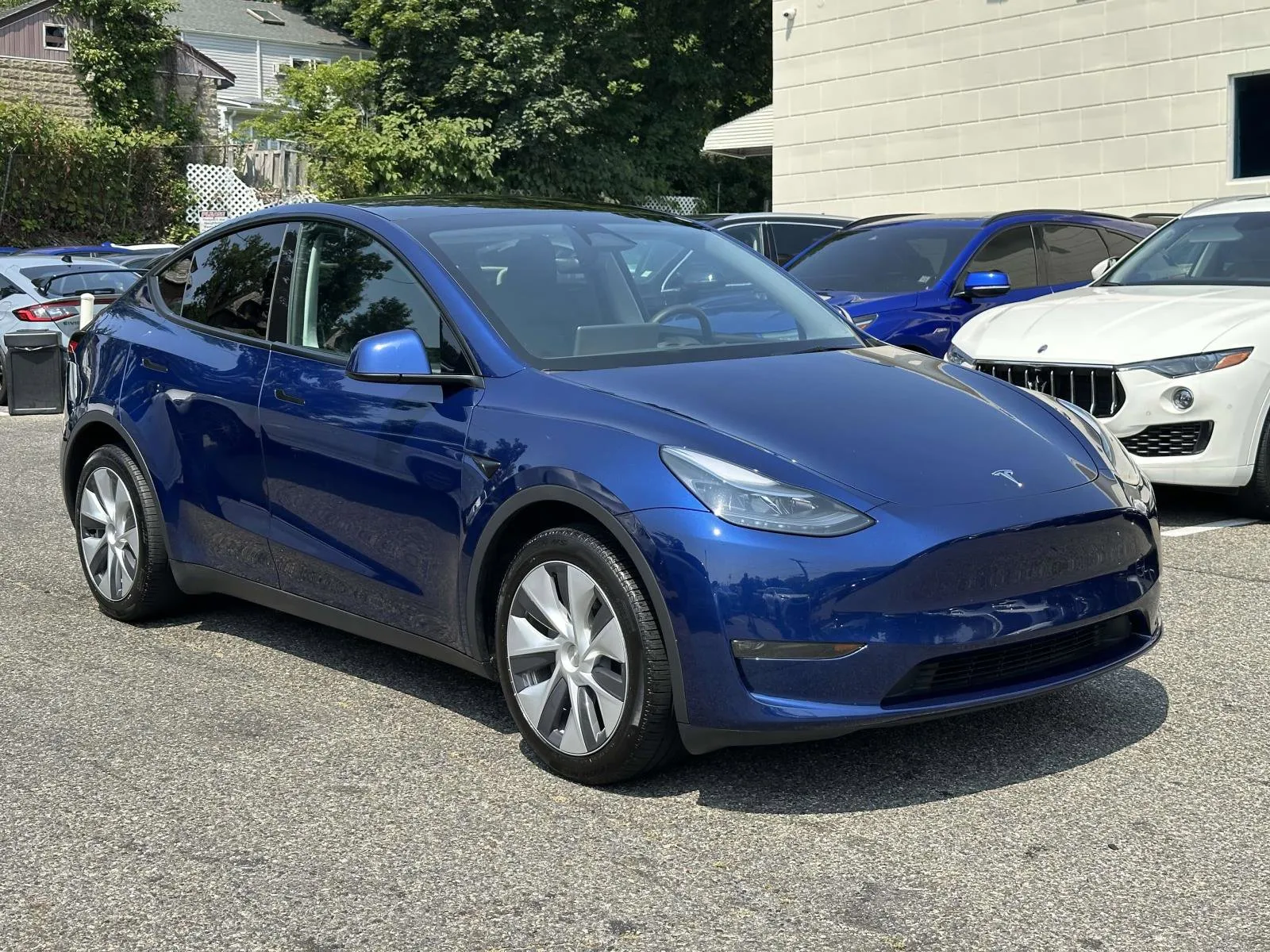 Used 2024 Tesla Model Y Long Range for sale in Great Neck, NY at ...